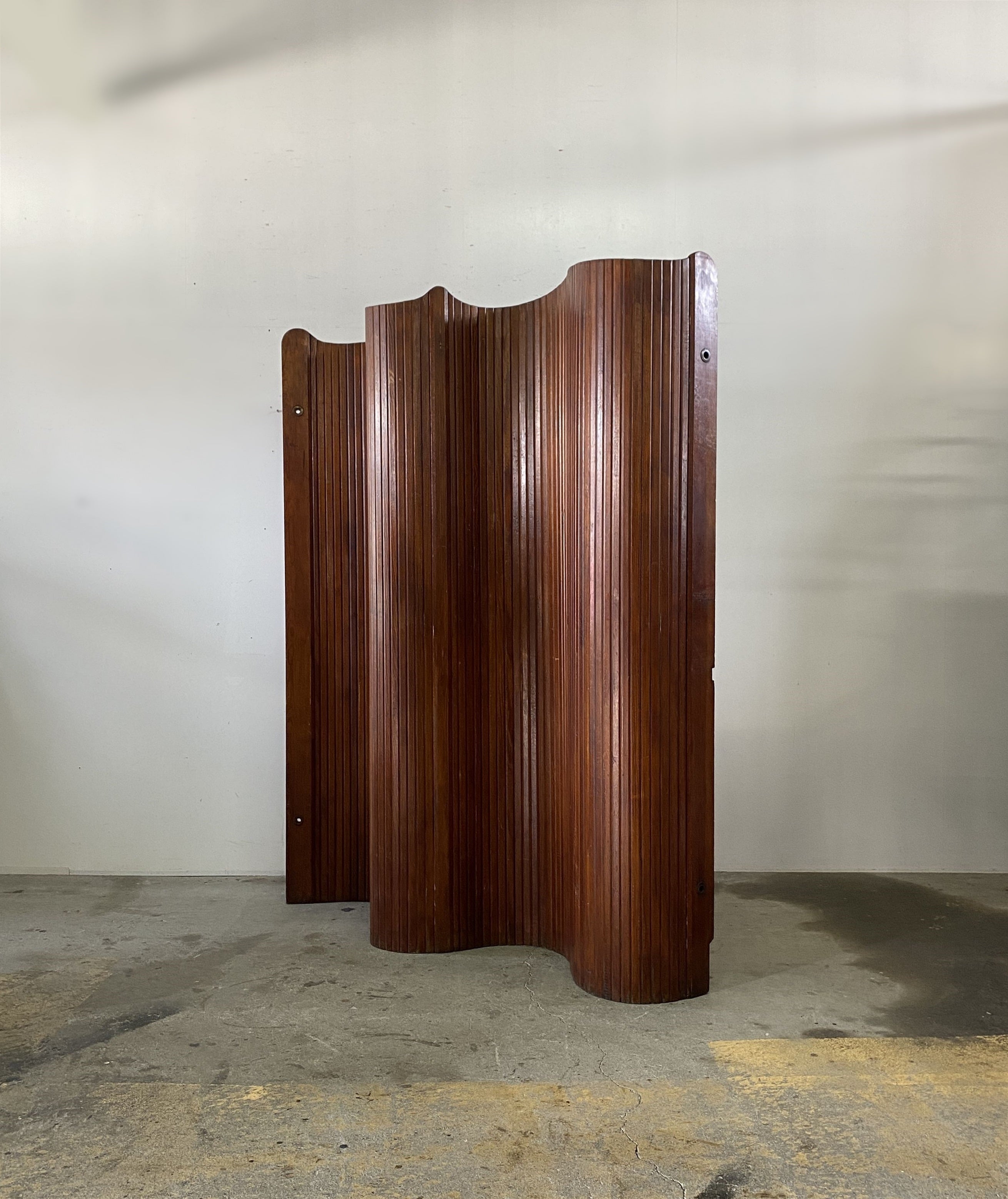 Anonymous Vintage Screen – Round trip Antiques