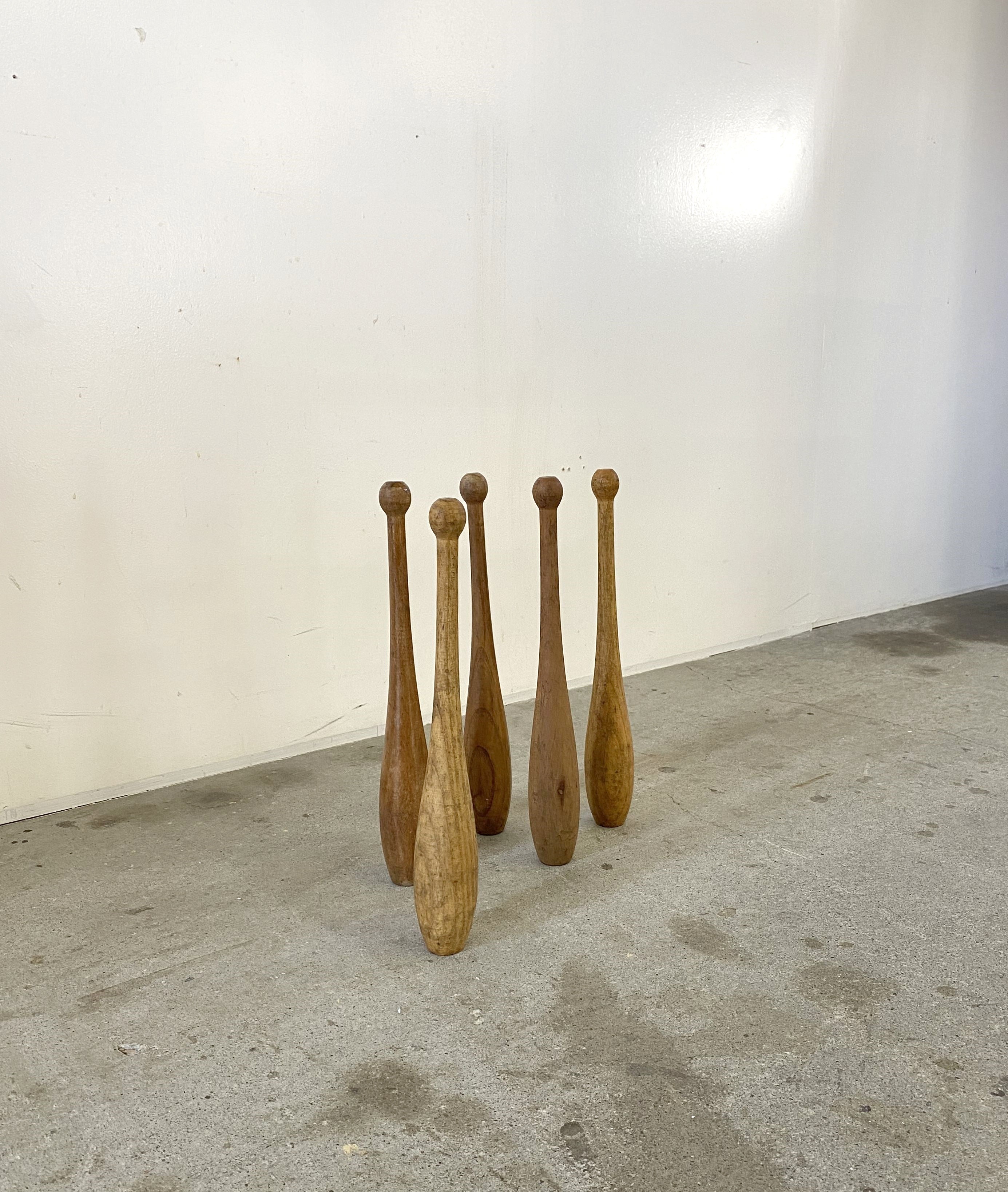 Juggling Pin 5set – Round trip Antiques