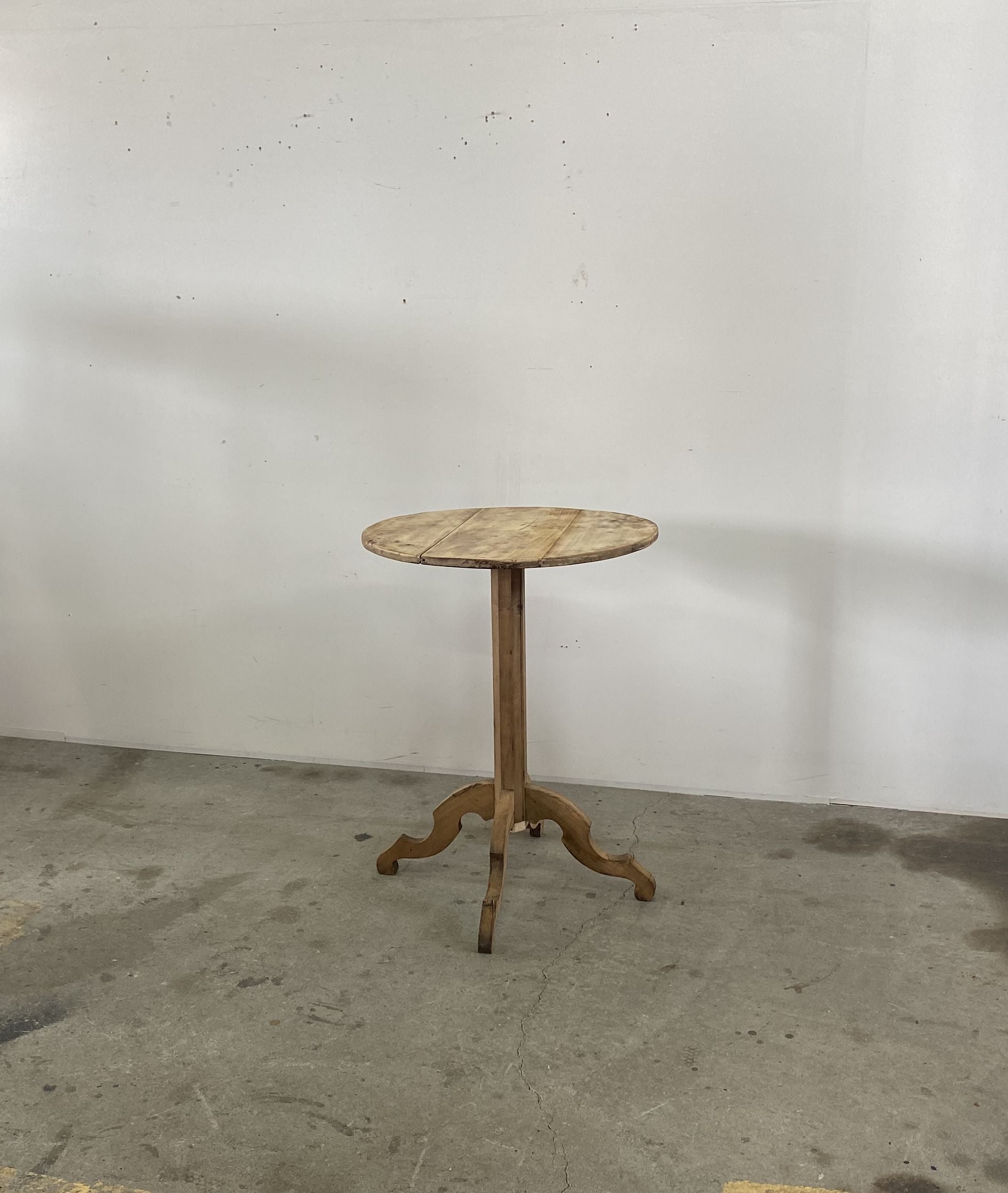 Table ＆ Desk – Round trip Antiques