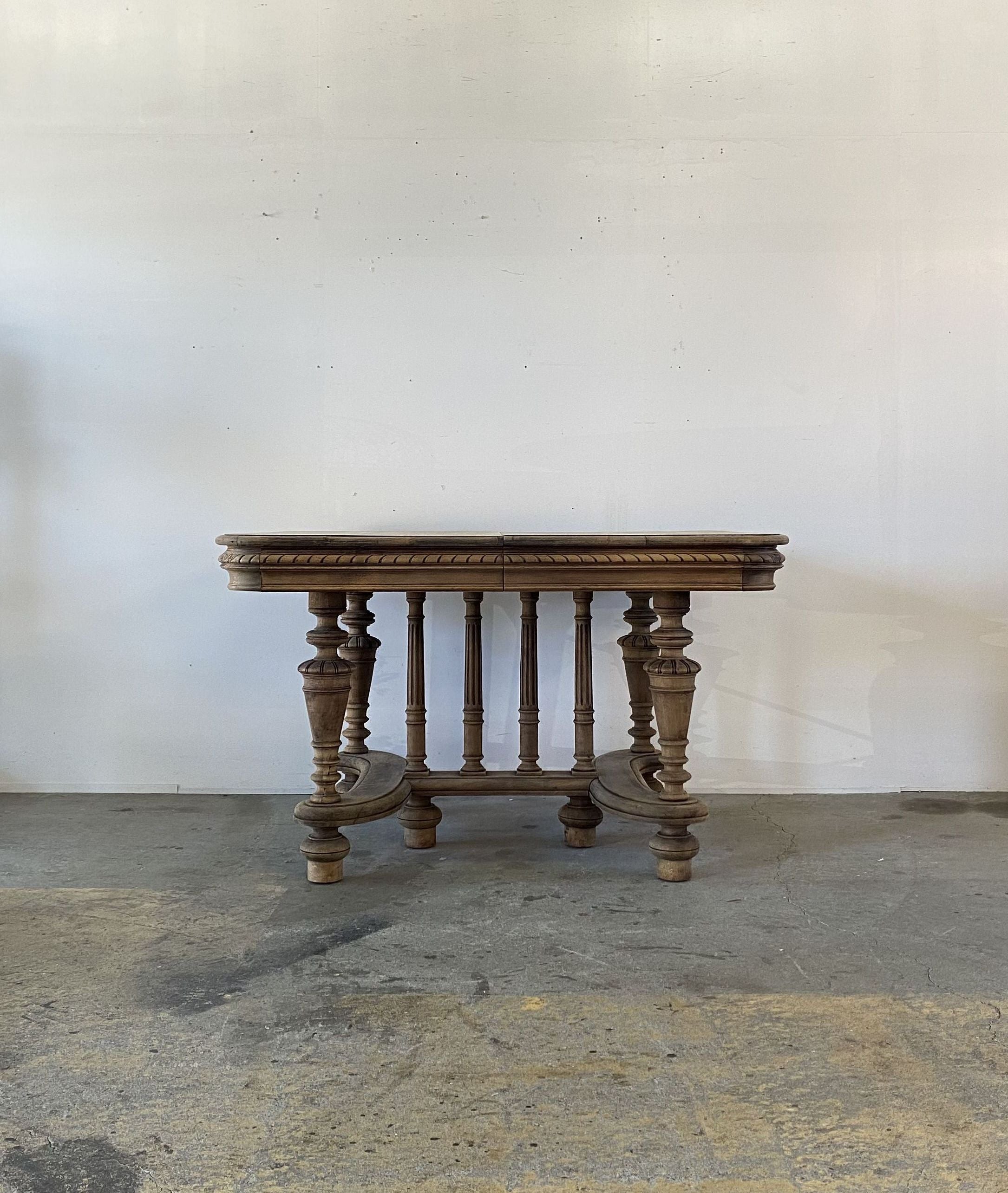 ”HenriⅡ” Table – Round trip Antiques